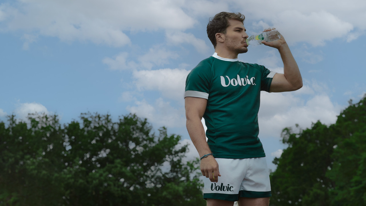 heaven — Volvic x Antoine Dupont : The ritual